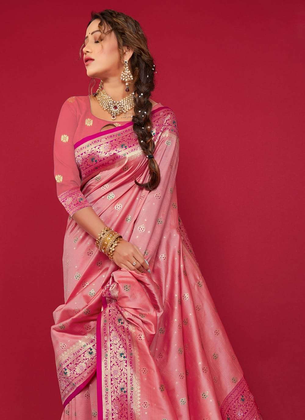 Bunawat Lalpari Launches Designer Sarees Catalouge Collection